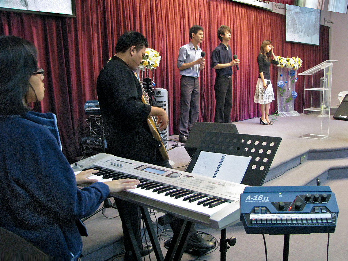 Press Room | Press Release | Aviom's Personal Mixers Help Tabernacle of ...