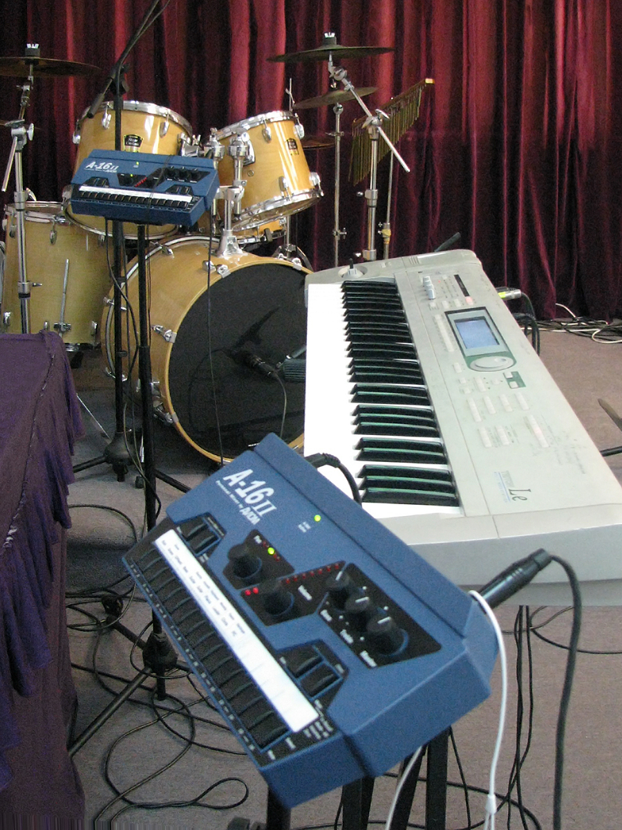 Press Room | Press Release | Aviom's Personal Mixers Help Tabernacle of ...